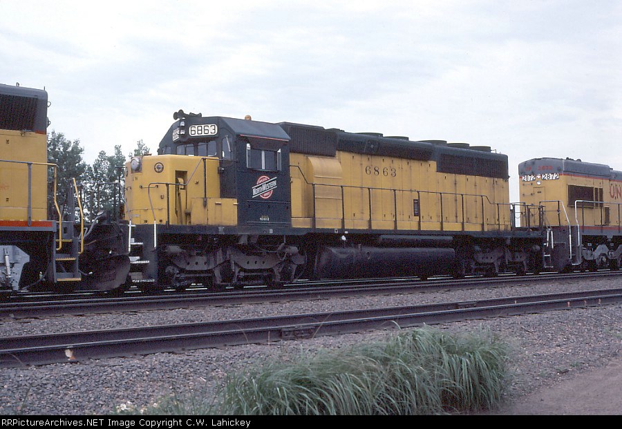 CNW 6863